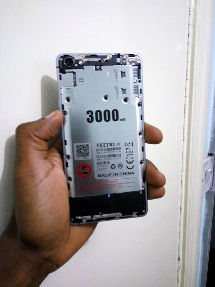 TECNO BOOM J8 | Unboxing & First Experience : TechMoran